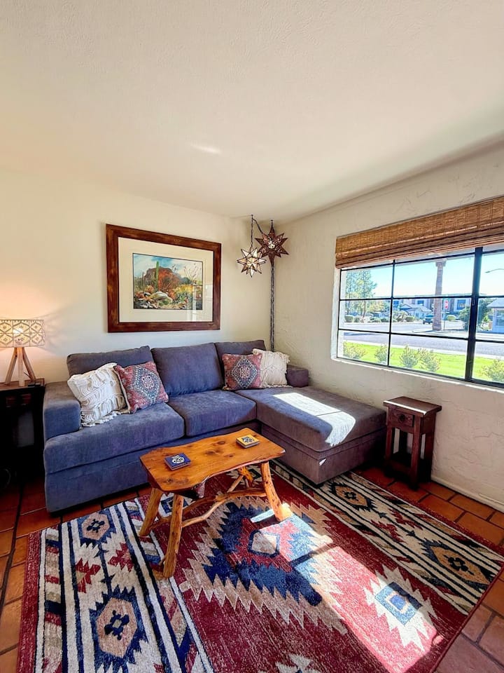 Old Town Oasis: Stylish Casita Steps To Fun - Scottsdale, AZ