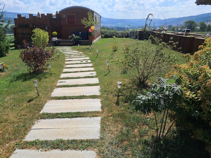 Séjours Insolites En Roulotte En Pleine Nature - Morteau