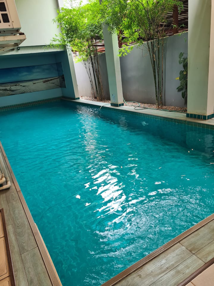 2-br (Nam) Hyper-centre, Squash, Pool, Temple View - Laos