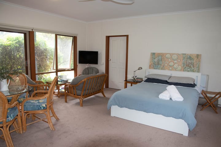 Rejuvenate In Our Tranquil Coastal Studio - Cape Schanck