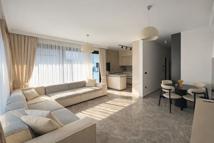 2+1 Kıbrıs’ın Kalbi Girne Merkez Ultra Lüks Daire - Kyrenia