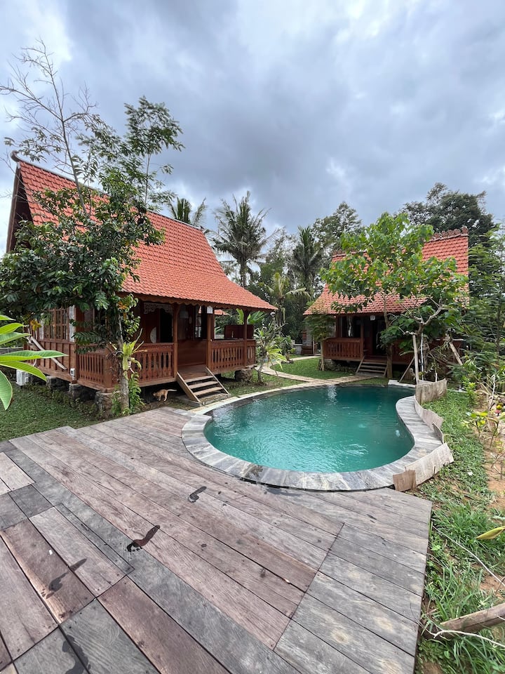Organic Farm Wooden Bungalow With Pool & Kitchen - Sidemen