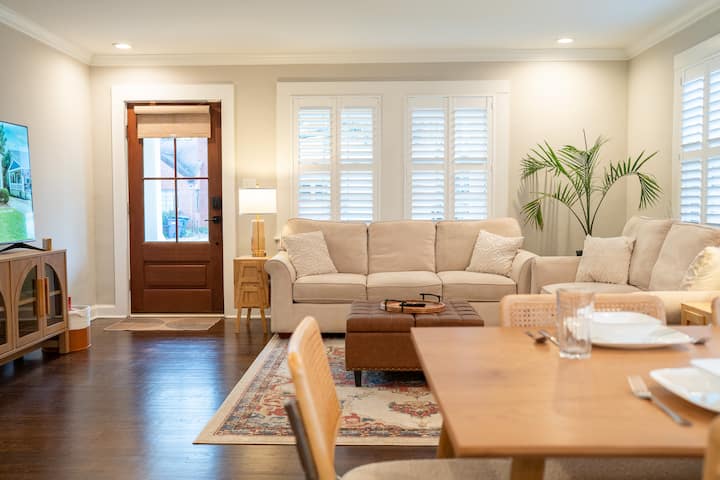 The Mulberry At 121 Lincoln - Raleigh, NC