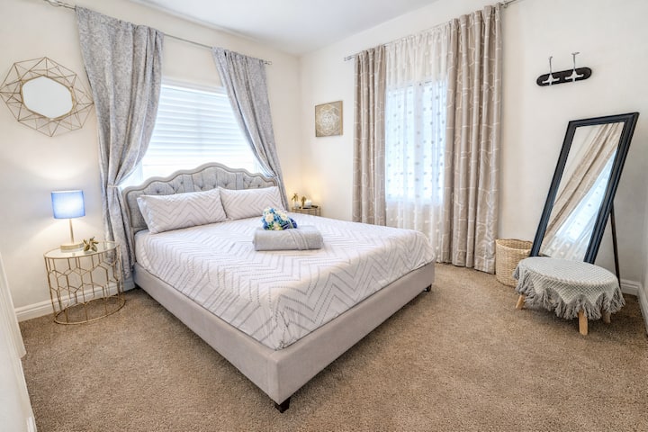 Comfy Barrio Logan Room | Near Downtown & Balboa - San Diego, CA
