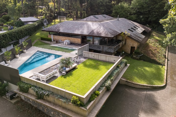 'The Train House' - A Slice Of Kyoto In Nsw - Austinmer