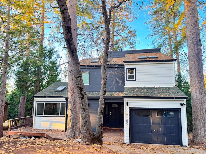 Apres Chalet - Family Ski Trips Meet Modern Luxury - Yosemite National Park, CA