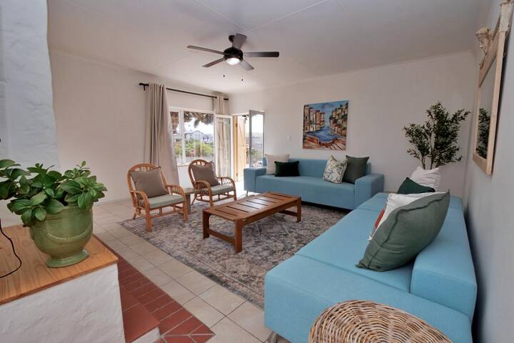 La Casa Blanca - Still Bay