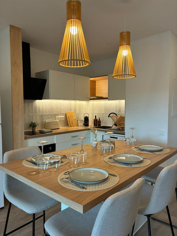 Le Flamboyant - F3 Proche De La Plage Avec Piscine - New Caledonia