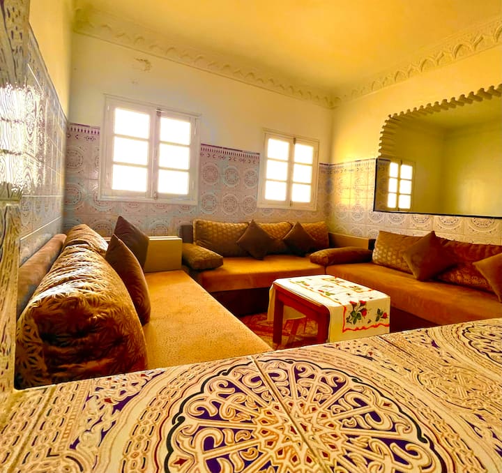 Casa Chah | Centre-ville, Lumineux Et Spacieux - シャウエン