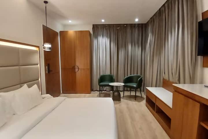 Deluxe Comfort Room – Nainital Stay - Nainital