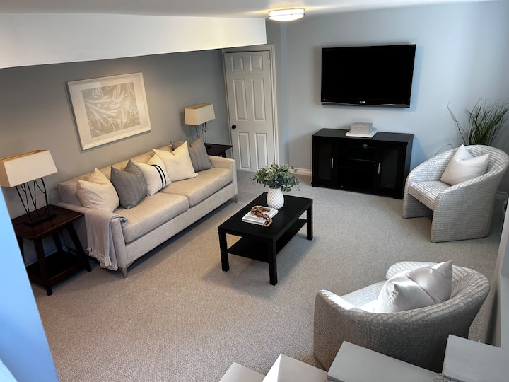 Lisa’s Oakville Cozy Place - Oakville
