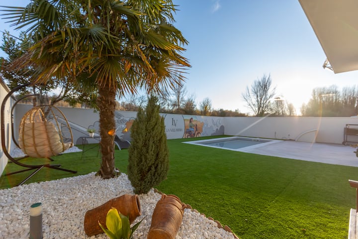 Casa Rural Para Grupos, Piscina Y Naturaleza - Camarzana de Tera