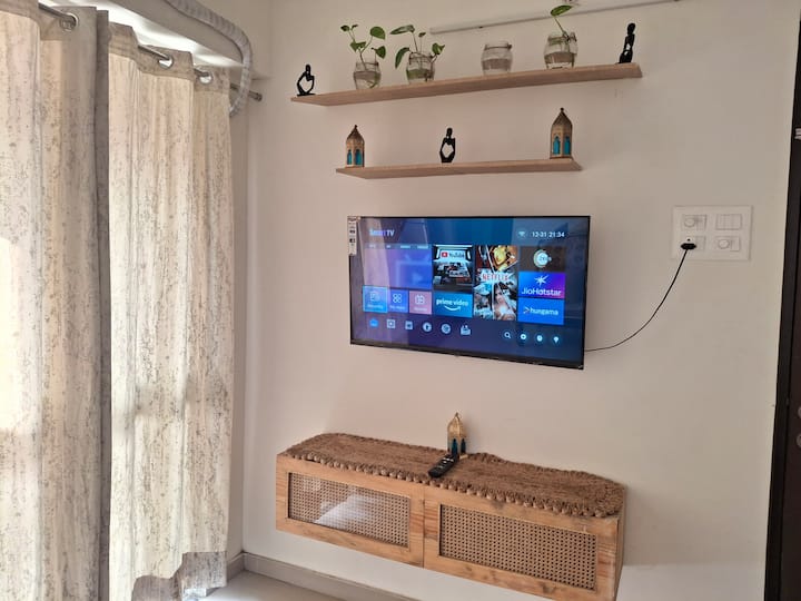 Luxurious 3bhk At Prime Location - Thane