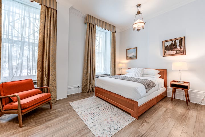 Auberge In Old Quebec - 1 Bed Suite - Quebec City