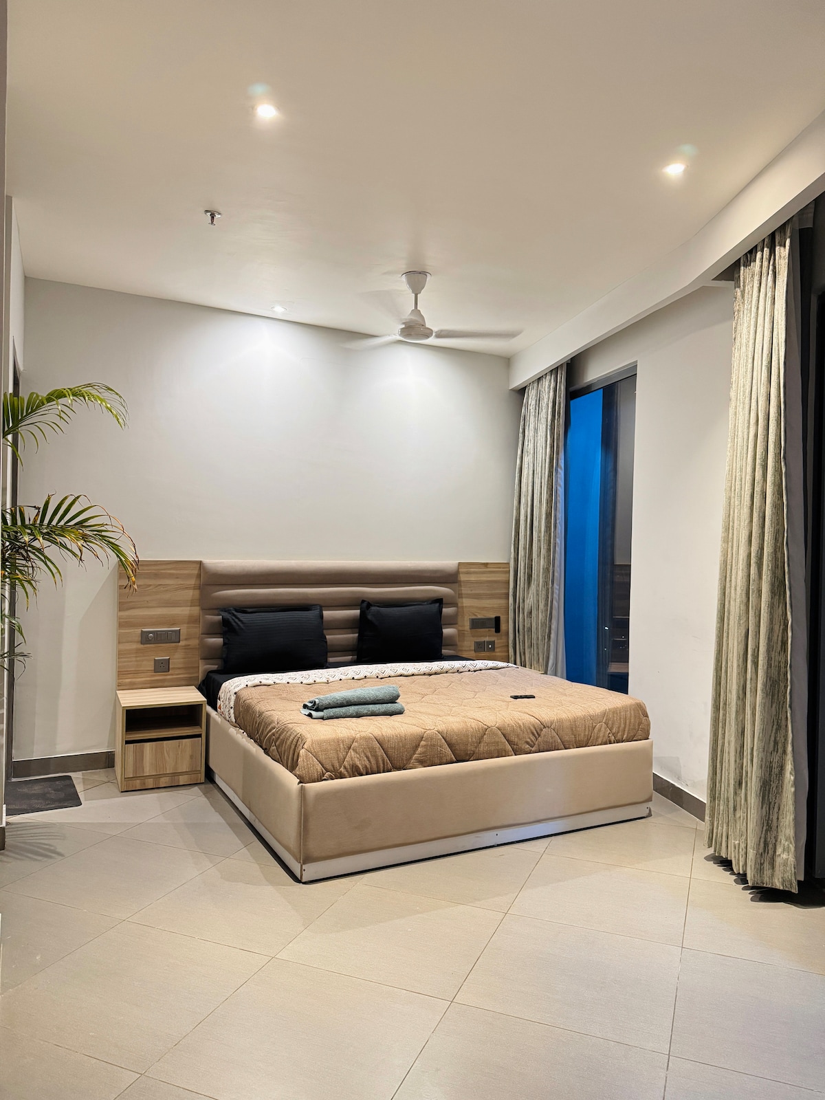 Piso 36 2 BHK Supernova - Departamentos en renta en Noida, Uttar ...