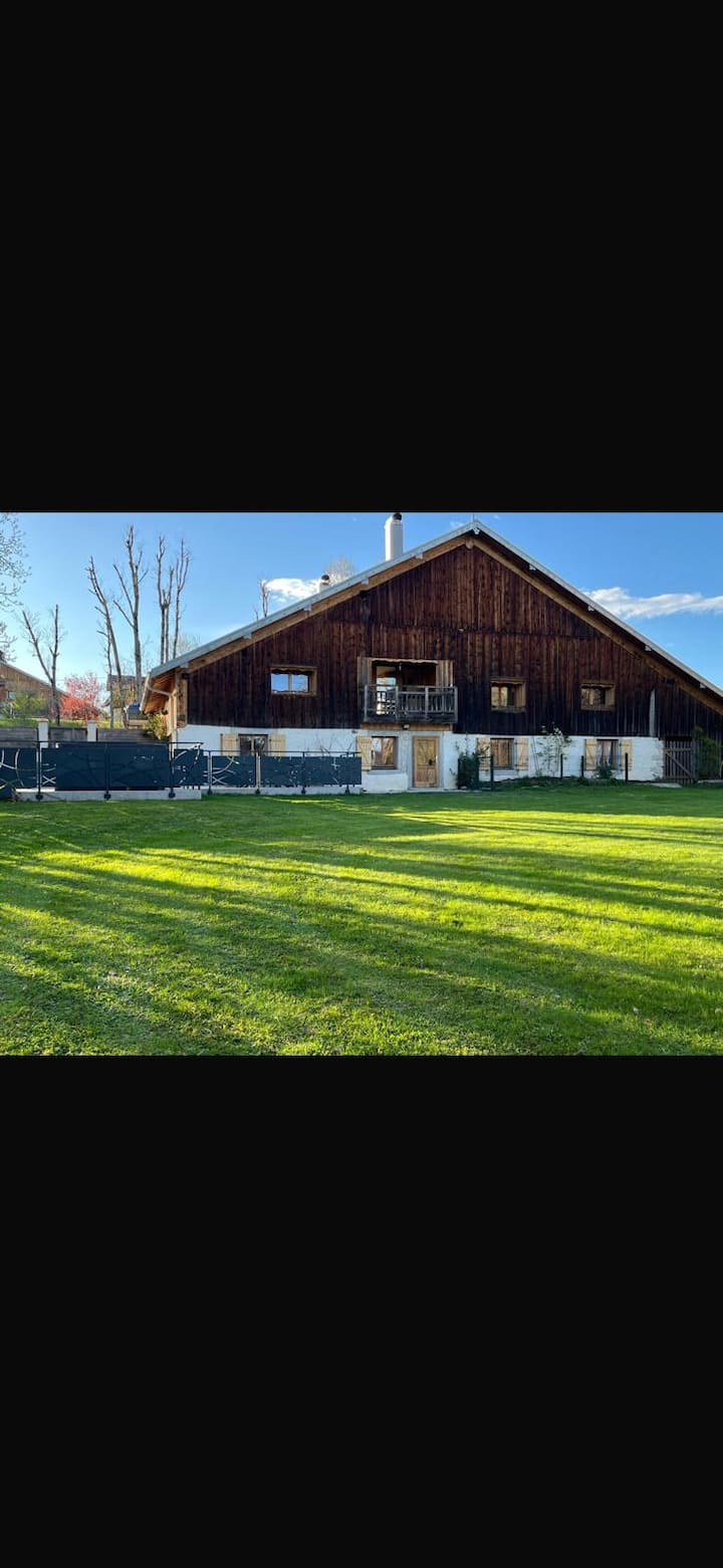 Gîte "Le Domaine Du Traje" - 12 Pers. - Morteau