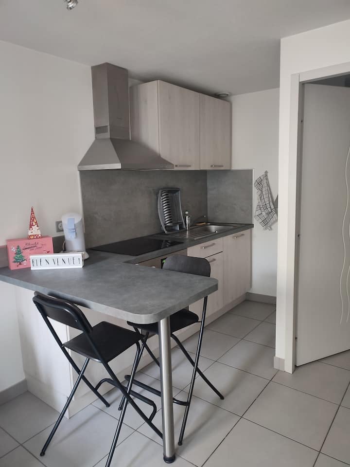 Simple & Efficace Pour Un Court Ou Long Séjour ! - ベルフォール