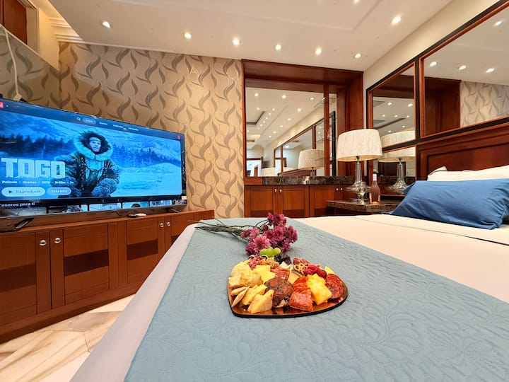 Suite Privada De Lujo En Sector Exclusivo Unioro. - Machala