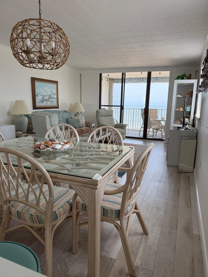Oceanfront Oasis - 5th Floor Views, 2bed/2ba! - Ocean City, MD