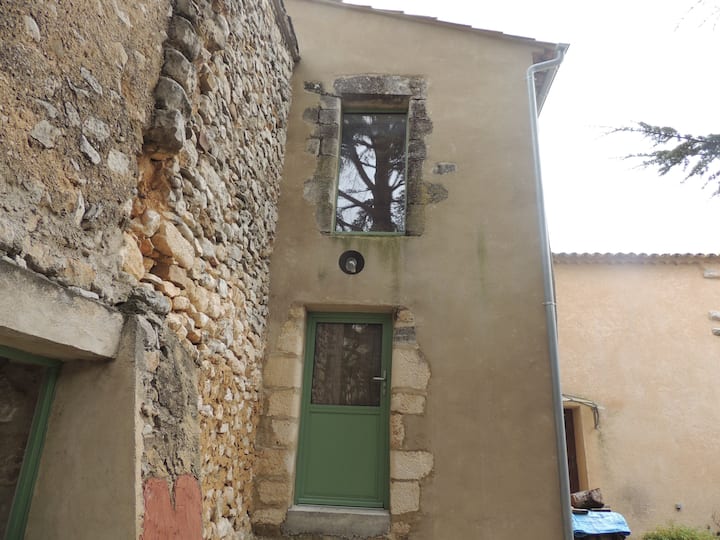 Studio à Rustrel (Colorado Provençal) - Rustrel