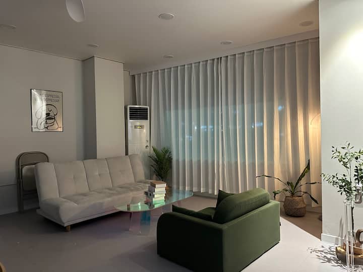 [스테이On]#35평#파티#모던#대전역#성심당#중앙시장#야구장#방3#10인 - Daejeon