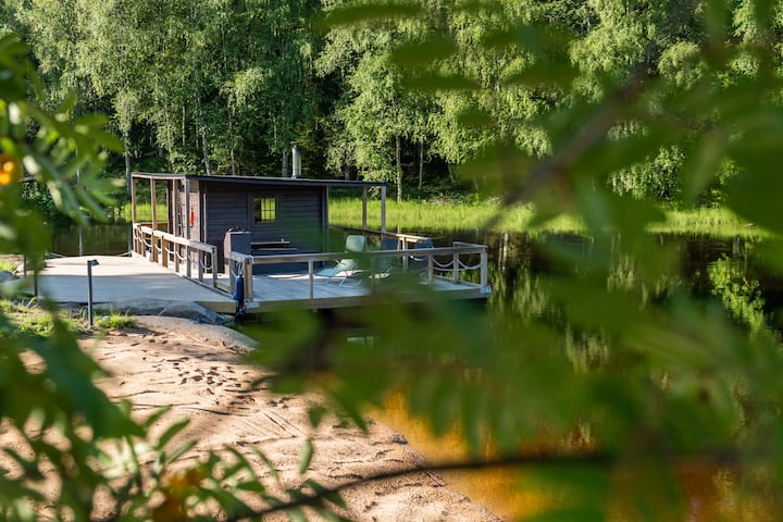 Iso Sotkanhelmi-huvila Oulujoen Rannalla - Muhos