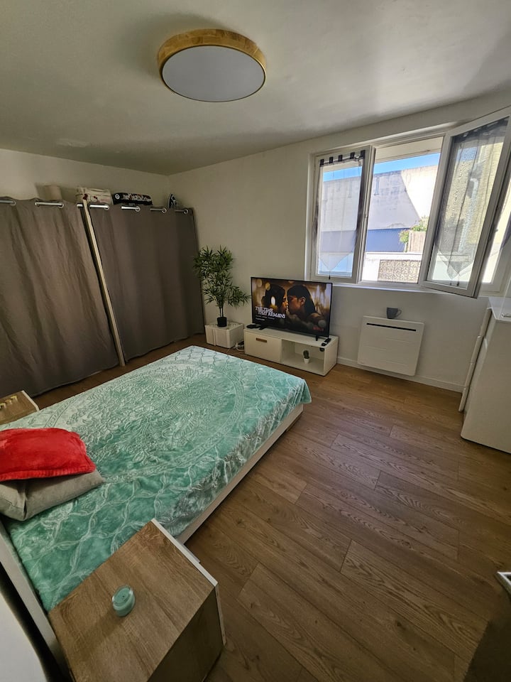 Appartement Neuf Parking Terrasse Proche Gare - Valence, France