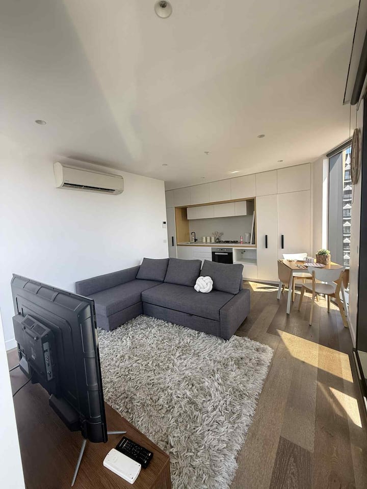 Beautiful 2 Bedroom Home In Docklands Near Trams - Melbourne
