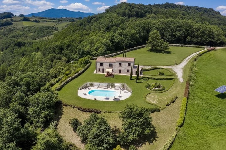 Luxury 5-bedroom Country Estate With Private Pool - Italien
