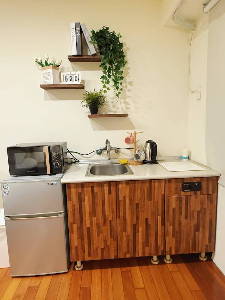 西門商圈 距離捷運西門站步行約6分鐘 城市柔光小居所 · Warm & Cozy Stay - Taiwan