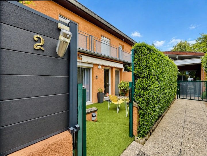 Logement T2 Rdc Avec Terrasse Et Parking Privatif… - L'Isle-d'Abeau