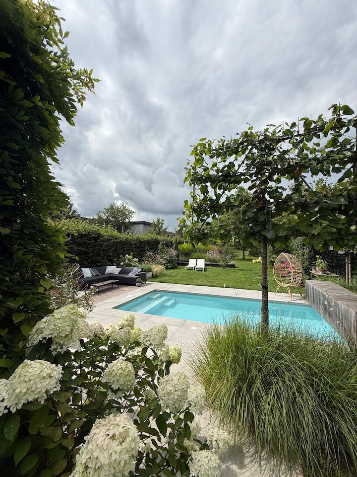 Rustig Verblijven Nabij Tml-peaceful Stay Near Tml - Boom