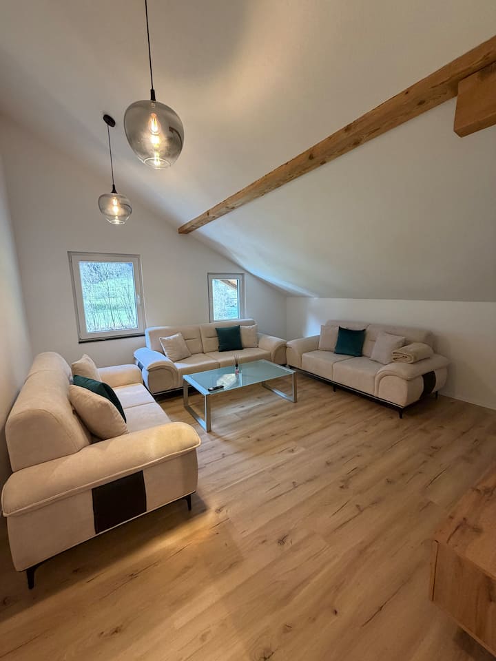 Deine Auszeit Mit Alpen- Und Kanderblick - Adelboden