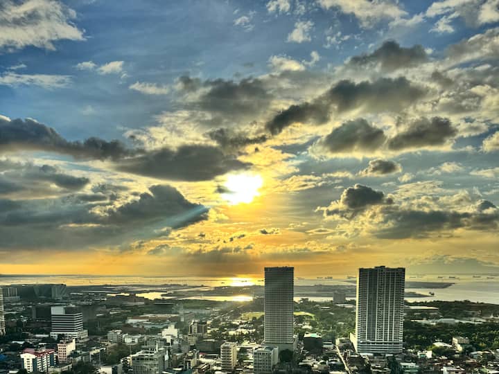 Panoramic Manilabay Penthouse 8 Bed Ikea Furnished - Manille