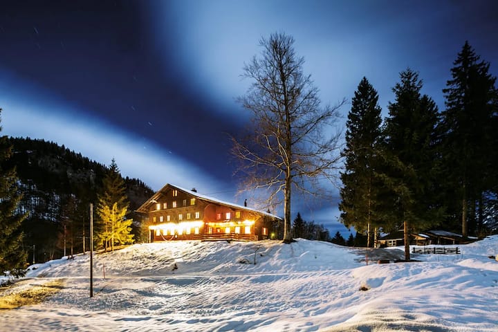 Mos Guesthouse, Naturfreundehaus Brünig, Zimmer 11 - Meiringen