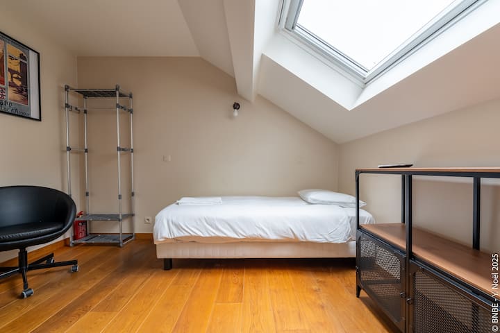 Palais I Base D'exploration De Bxl Pour 1 Voyageur - Brussels