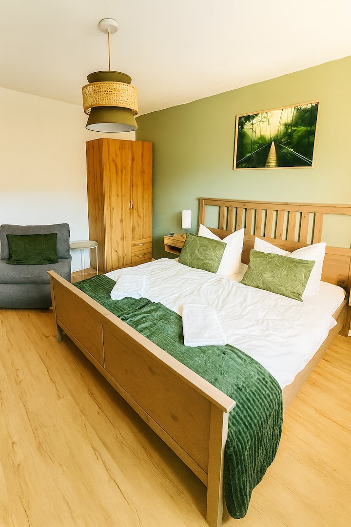 Modern • Workspace • Cool Location - Mete Stays - - Ingolstadt