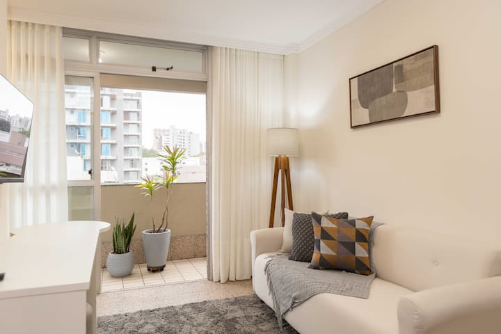 Ap. 503 No Centro/batel Soho - Curitiba