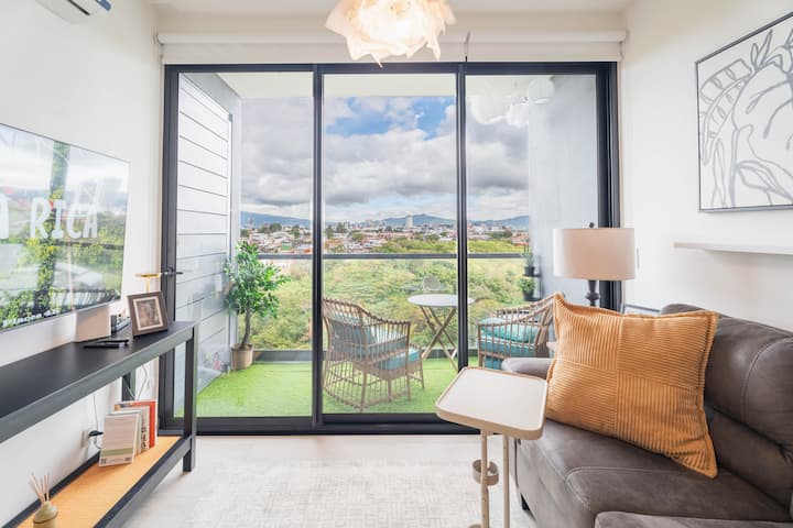 Natura Prime Suite W Concierge/parking & Gym - San José