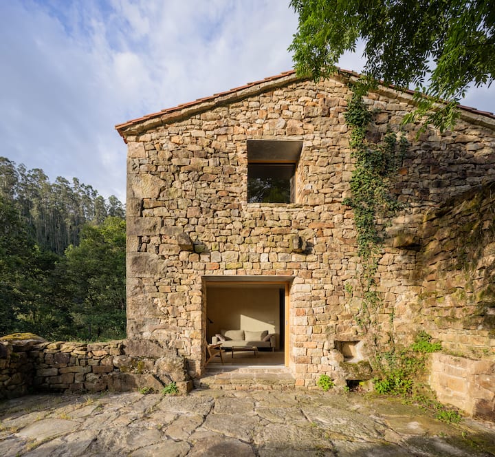 Casa Mínima: Refugio Ecológico De Diseño. - Selaya