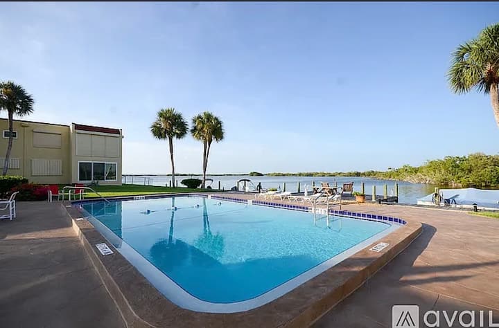 Beautiful Riverfront Executive Corner Suite - Cocoa Beach, FL