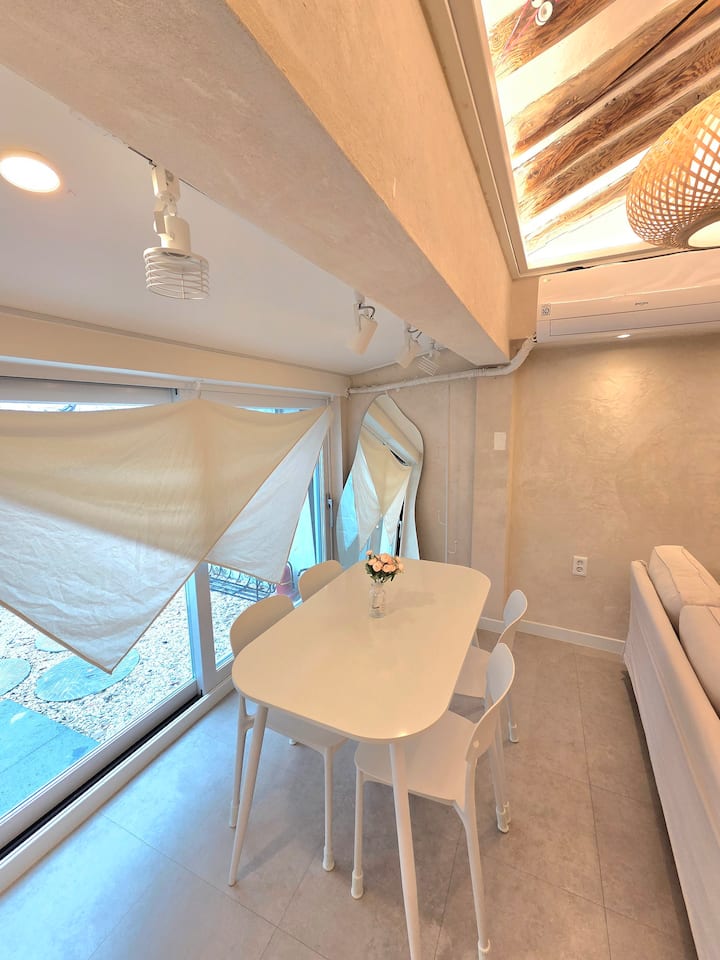 휘게 [徽音] #한옥 #객리단길 #무료 세탁/건조기 사용 O - Jeonju-si