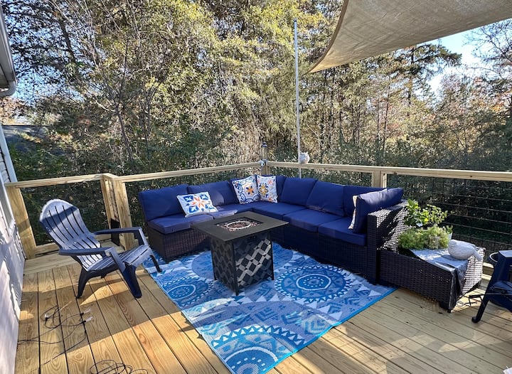 The Deckhouse In Easley, South Carolina - Pickens, SC