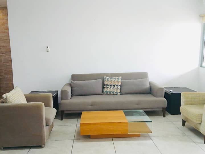 Poolside I4 - Libéria