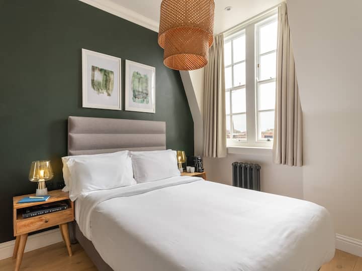 Numa | Medium Room - チェルシー