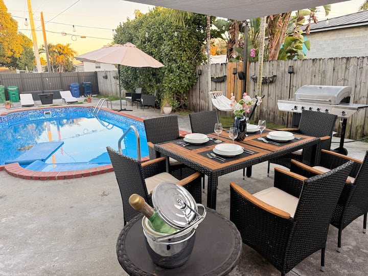 Joy Day Off · Pool & Billiards | Day Off Vibes - Westchester, FL