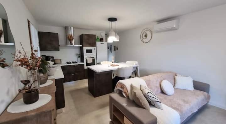 T2 Centre Corse Avec Vue Montagnes - Corsica