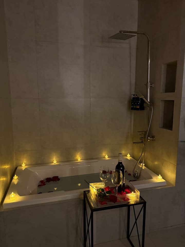 Cozy 2br House Digos With Bath Tub & Karaoke - 