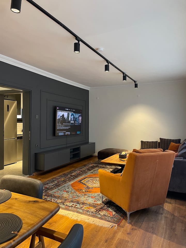 With Elevator, Magnificent Location, New Apartment - Şişli