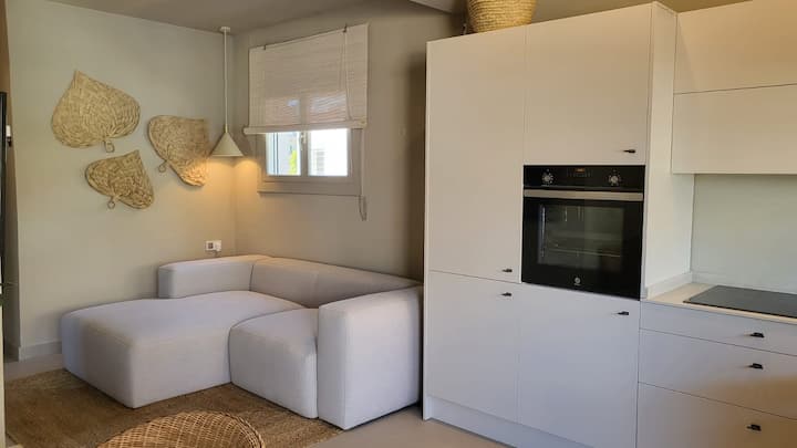 Acogedor Apartamento A 200 Metros De La Playa - Castelldefels